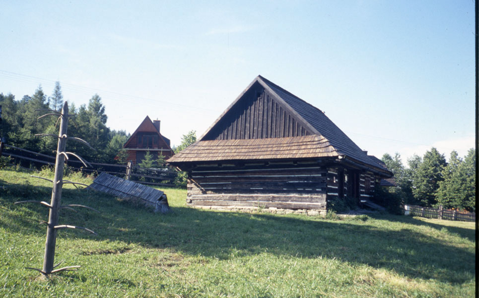 Log house on slope. Poland. Local Skansen | openEQUELLA